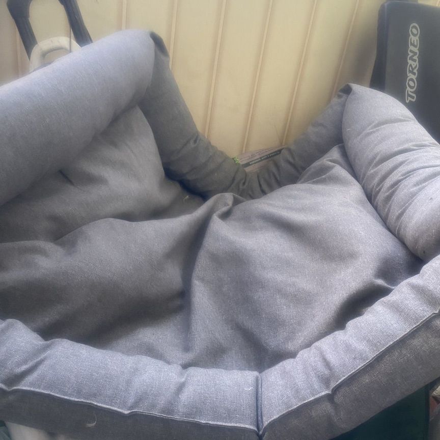 Лежанка для большой собаки бу