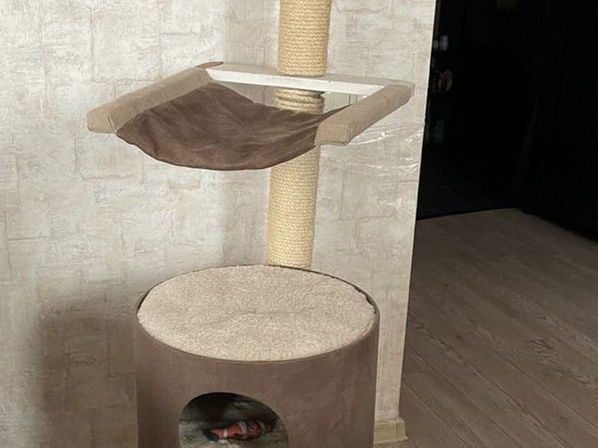 Домик для кошки с когтеточкой