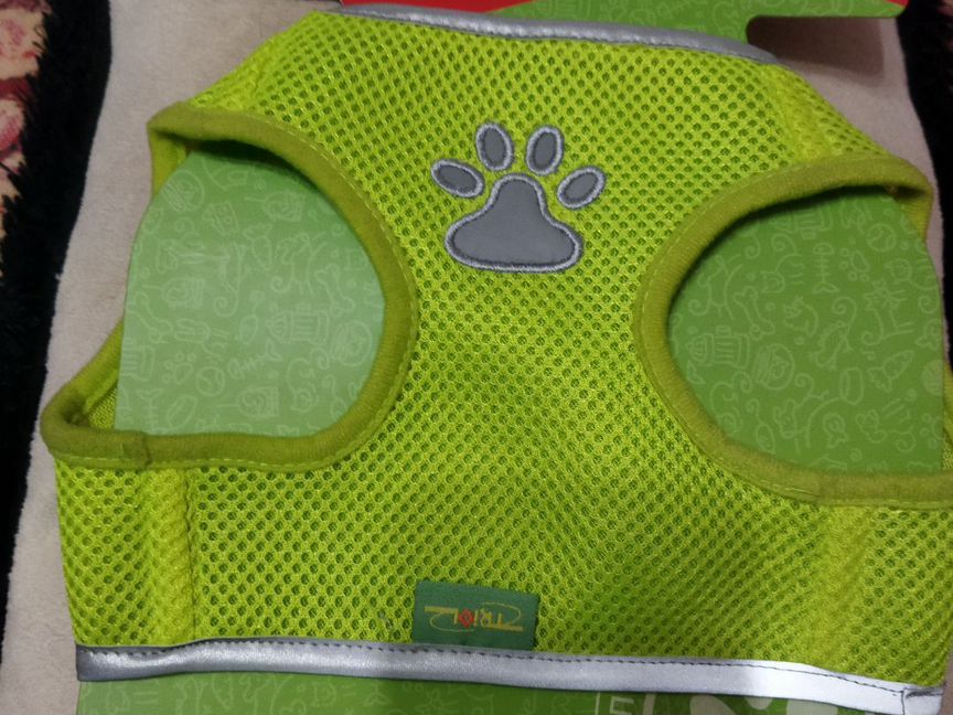 Шлейка-жилетка с поводком для собак