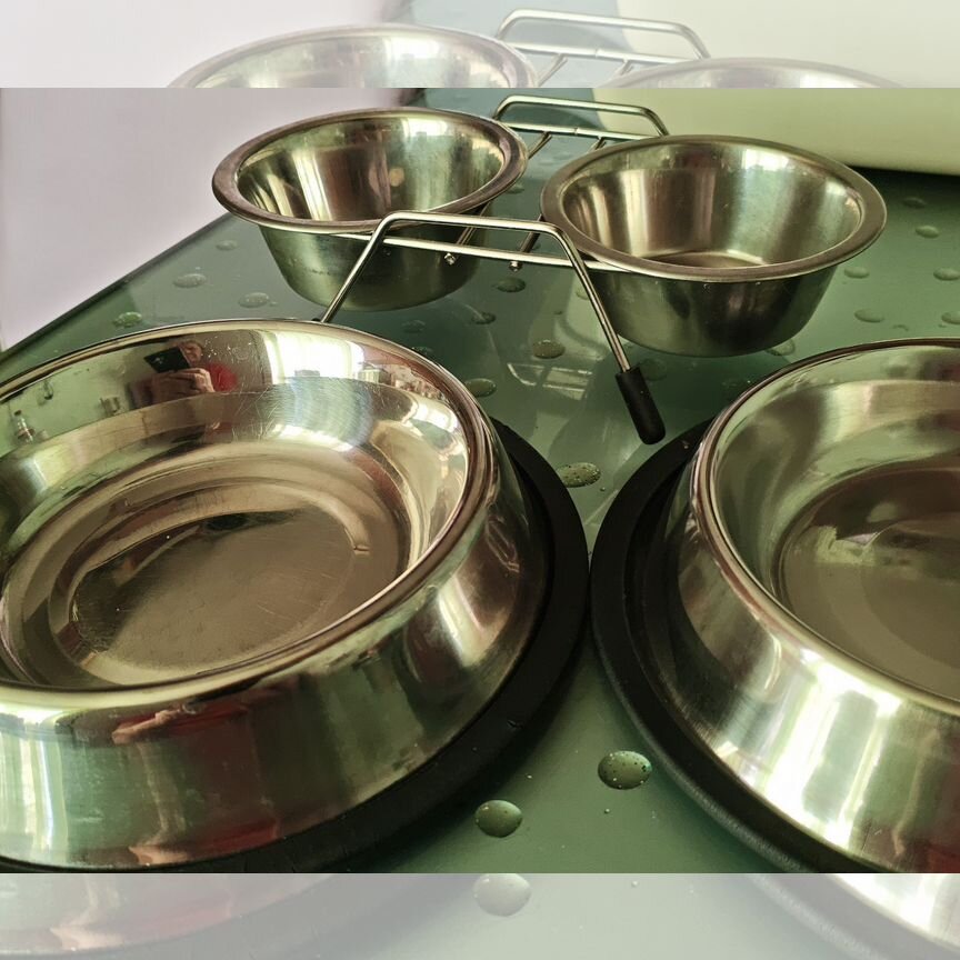 Миски большие на резинке и маленькие