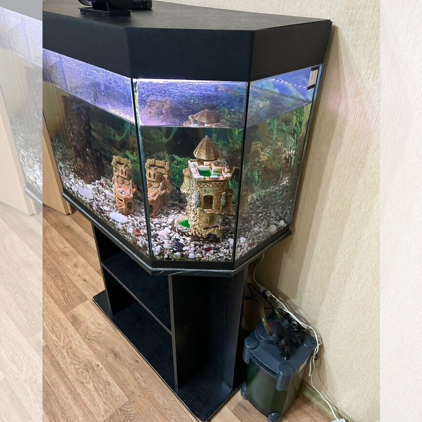 Аквариум с тумбой