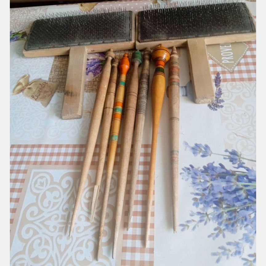 Продам чесалки для пуха,шерсти и веретено