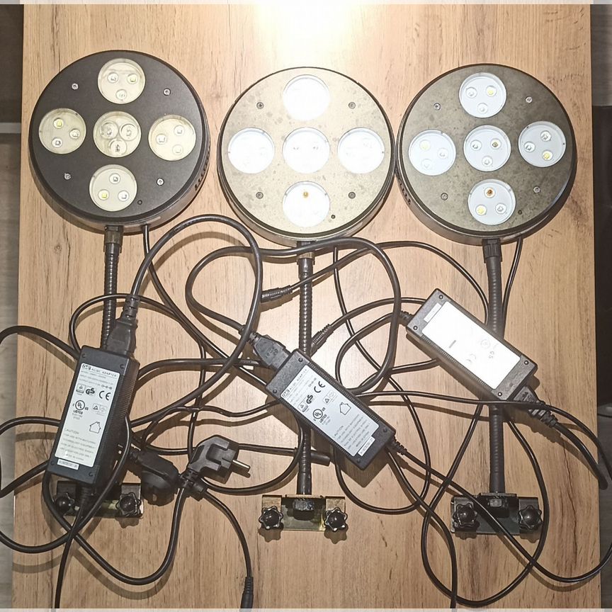 Продам три светильника Coral Box Moon LED - 59W