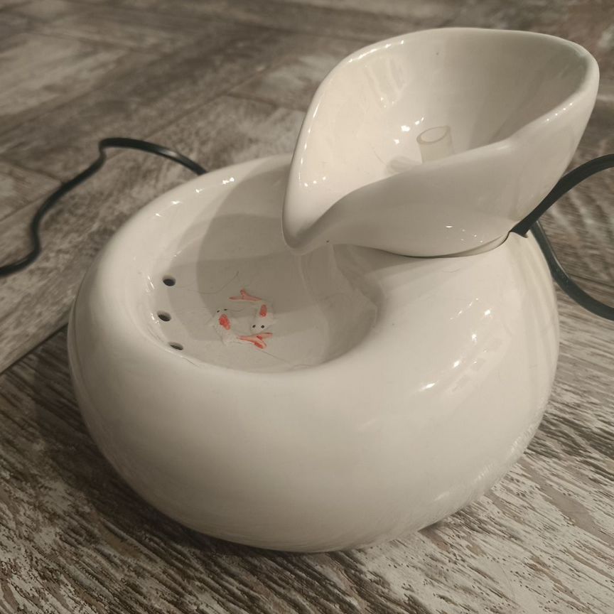 Поилка-фонтан для кошек, мини собак