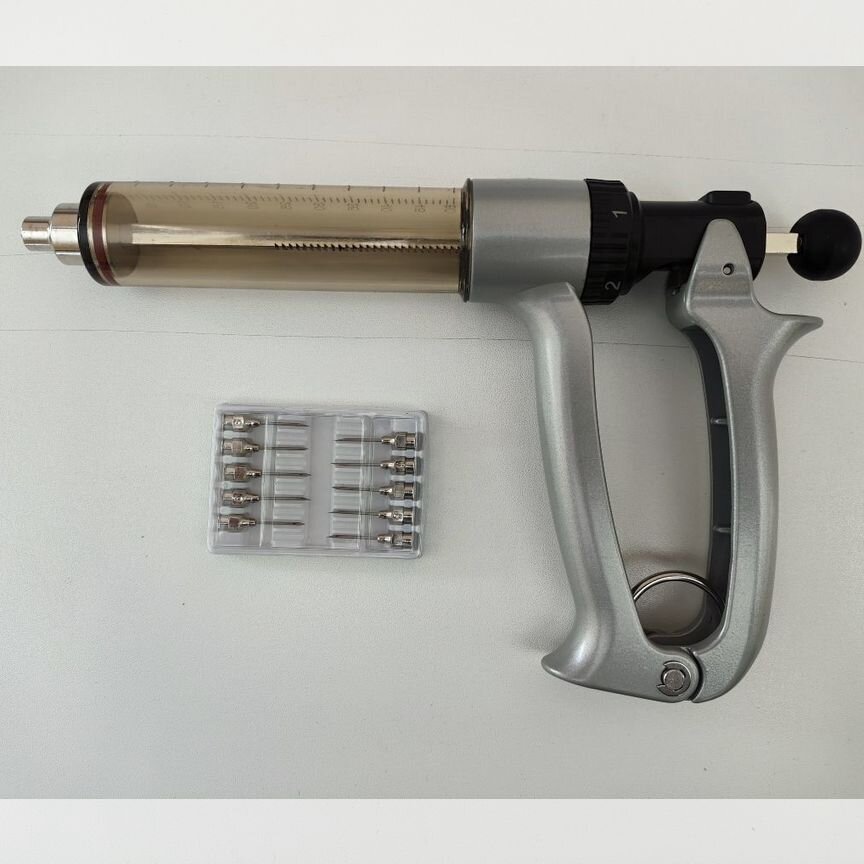 Шприц вакцинатор для коров, овец, свиней