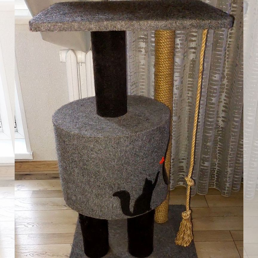 Когтеточка с домиком и лежанкой