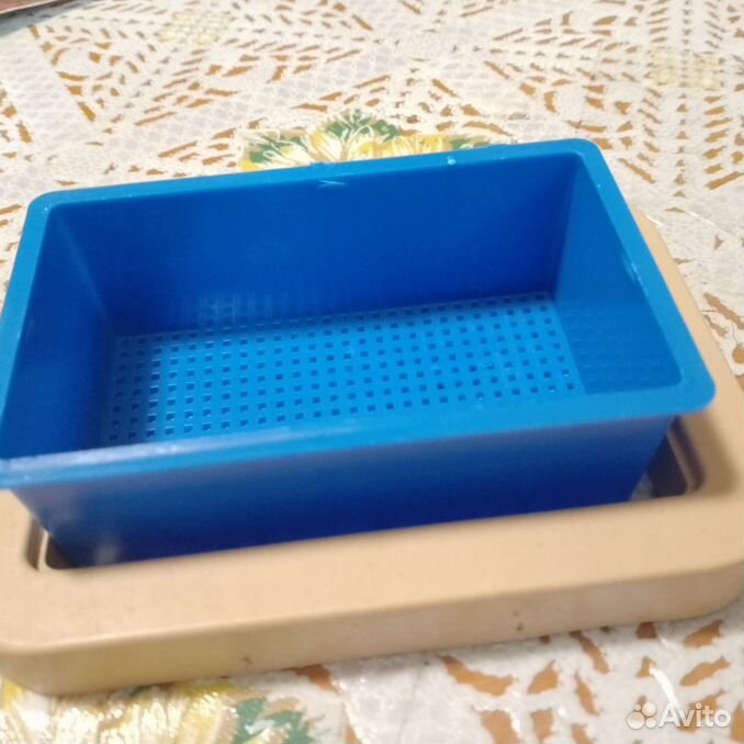 Кормушка для рыбок