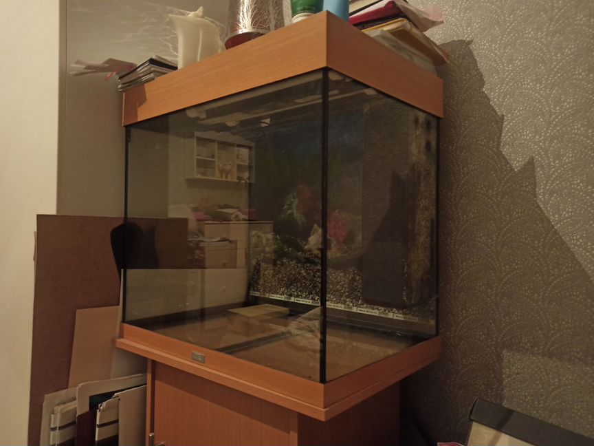 Аквариум juwel 100 литров и фильтр Crystal Profi