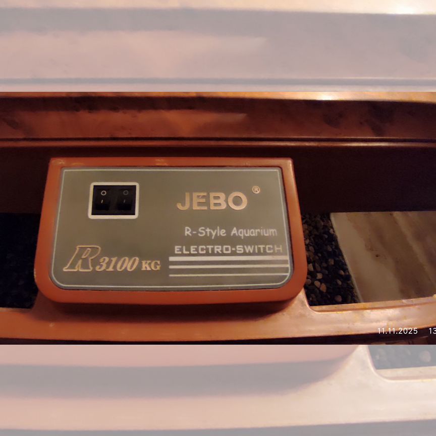 Аквариум jebo R3100 kg, б/у с тумбой 200л