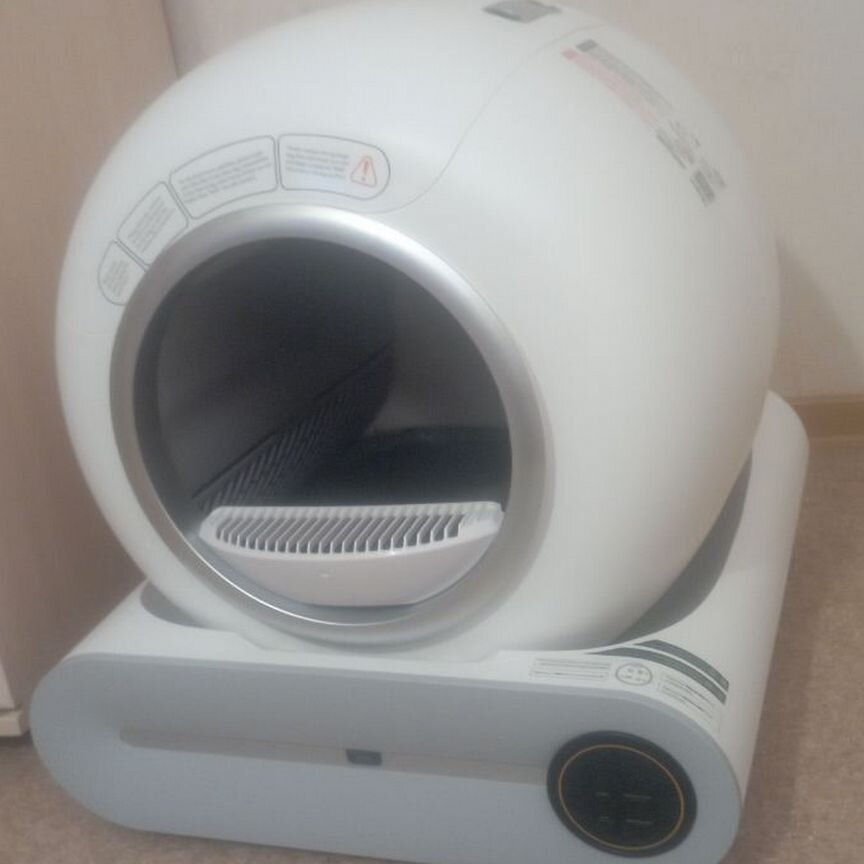 Автоматический закрытый лоток для кошек