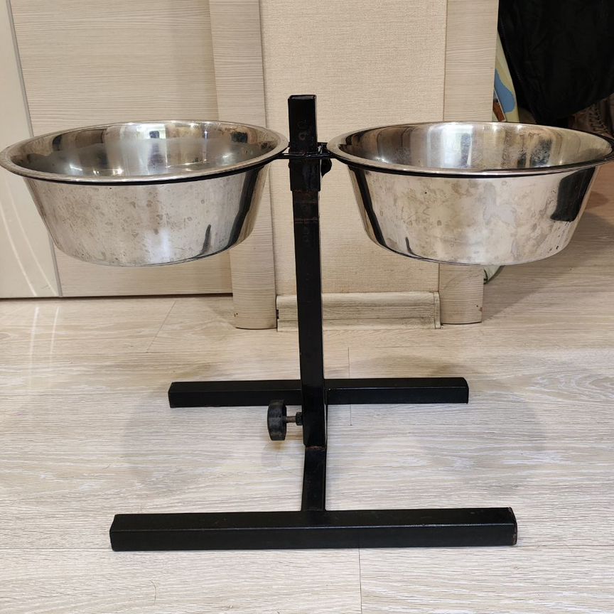 Миски на подставке для собак крупных пород