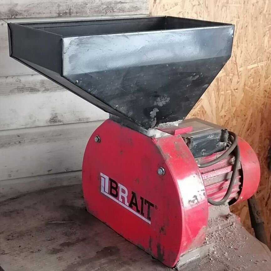 Зернодробилка бу