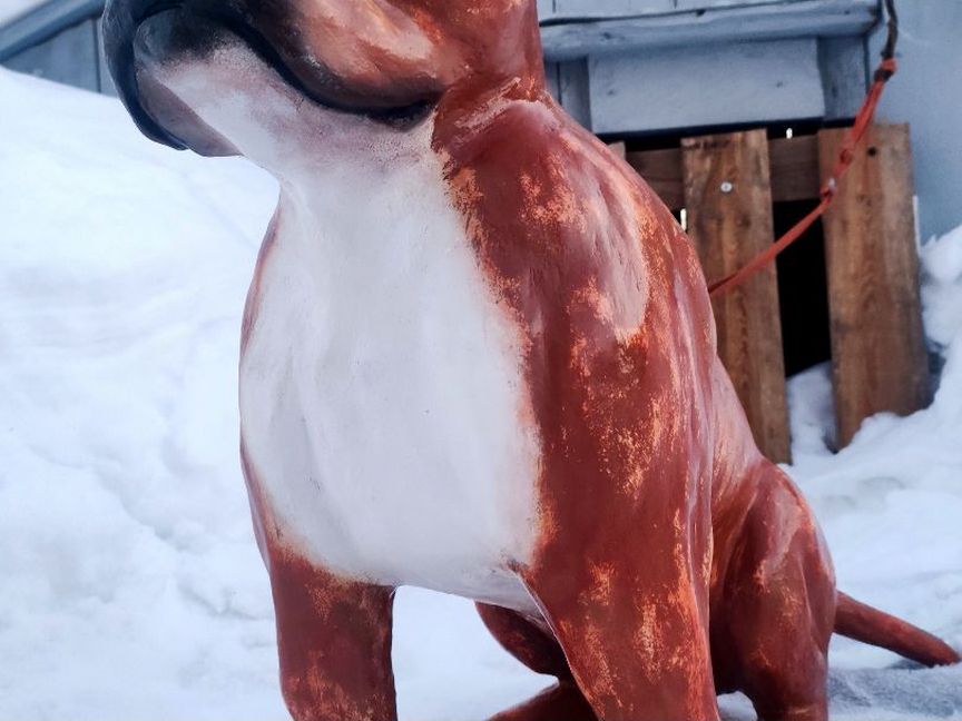 Стаффордширский терьер,Скульптура