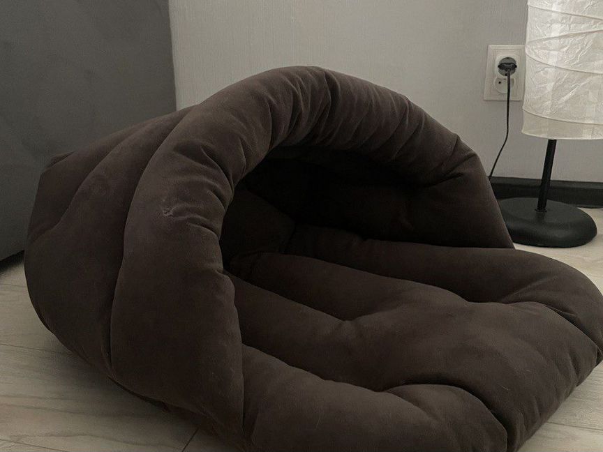 Лежанка для собак