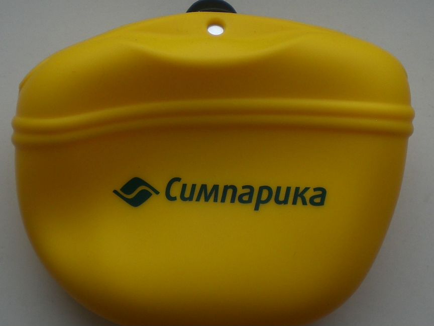 Поясная сумочка для корма собаки при дрессировки