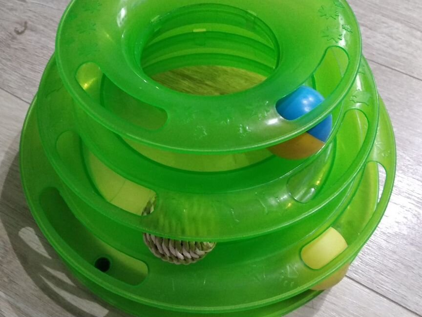 Игрушка для кошек и собачек