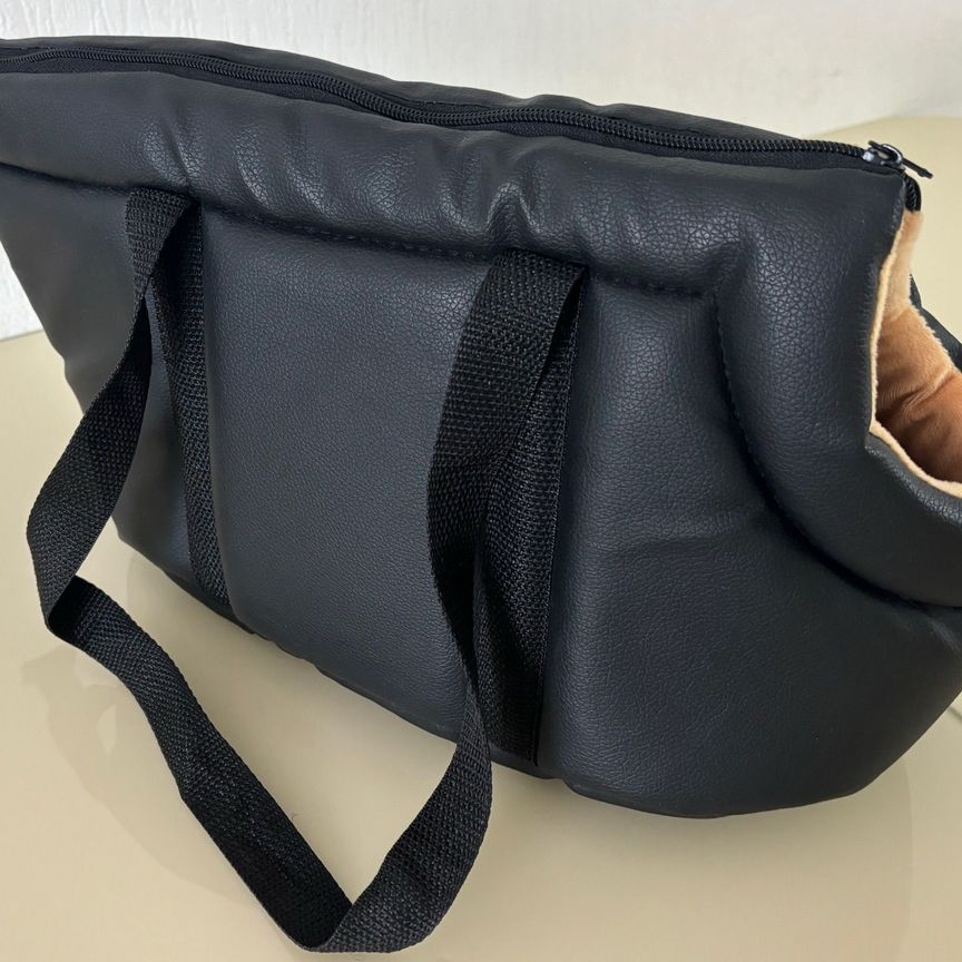 Сумка переноска для маленьких собак. Новая