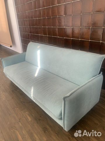 Прямой диван на колесиках , б/у купить в Москве | Авито