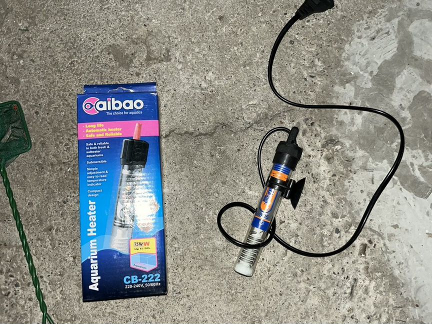 Фильтр для аквариума, грунт, водоросли