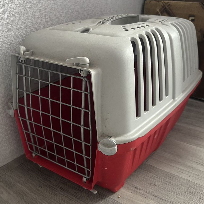 Переноска для кошек и собак пластиковая