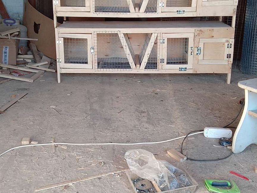 Продам клетку для кроликов