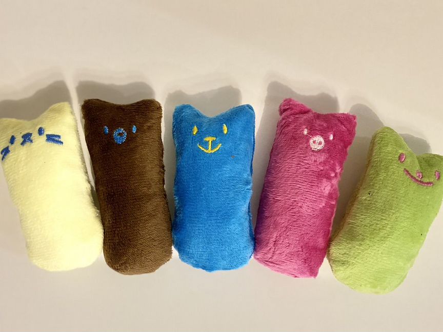 Игрушки для кошек