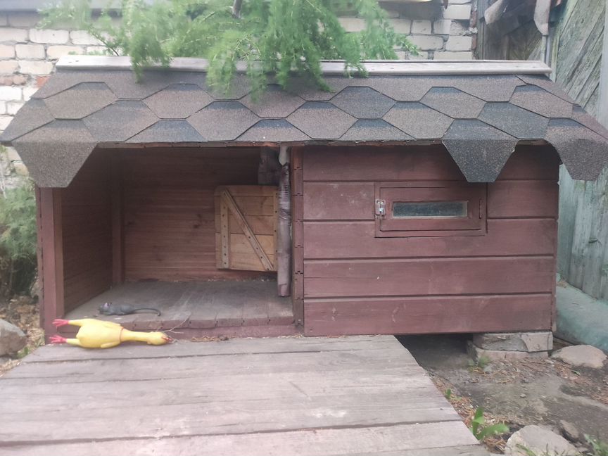 Будка для собак утепленная