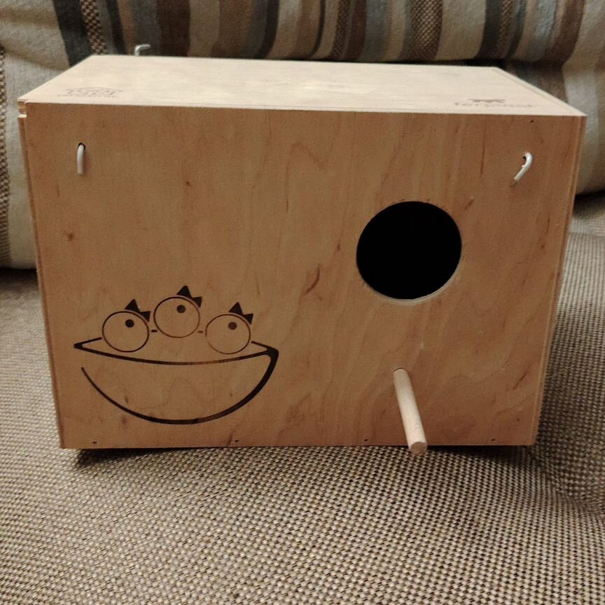 Гнездо для попугаев