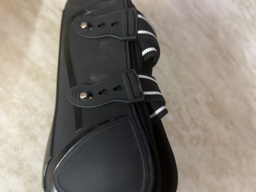 Ногавки для лошади передние