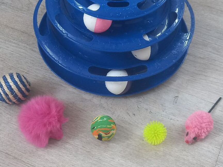 Игрушки для котиков