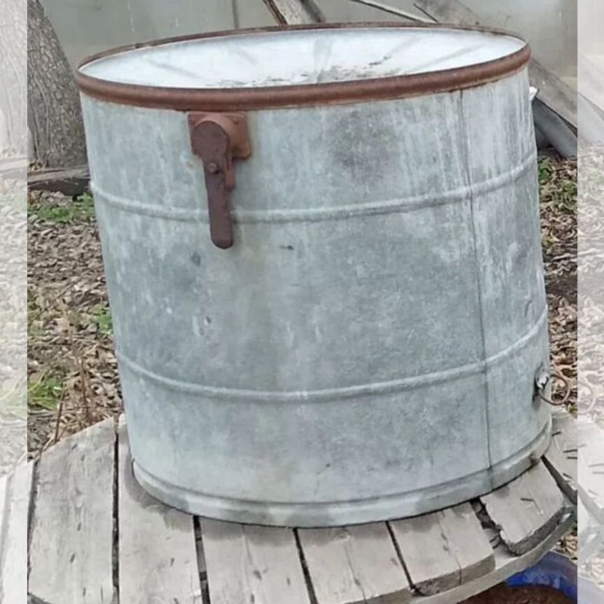 Медогонка 4 рамочная бу, все работает