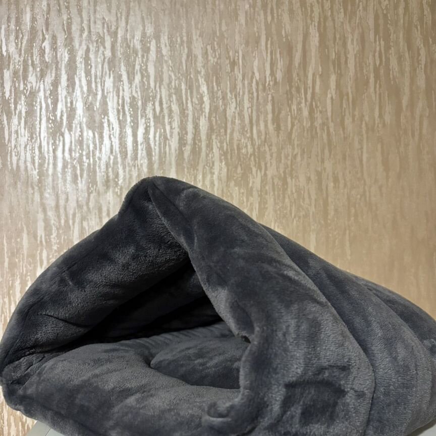 Лежанка нора