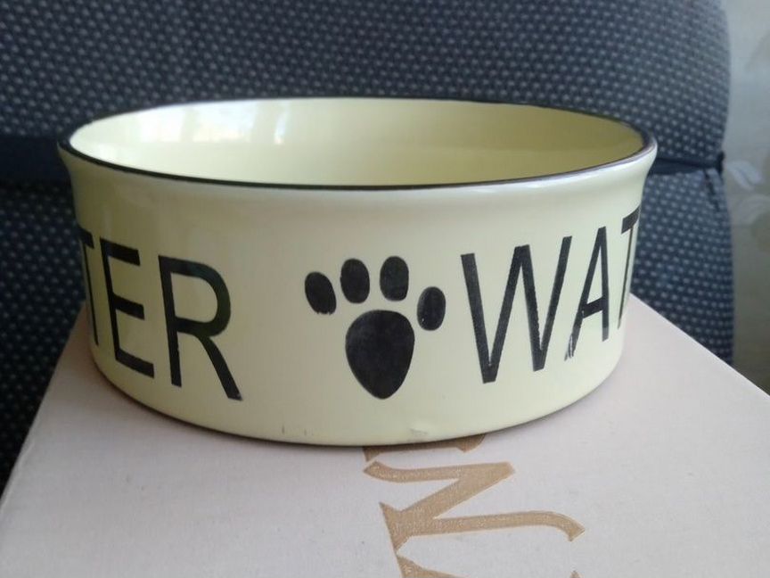 Нескользящая миска для животных. Керамика. water