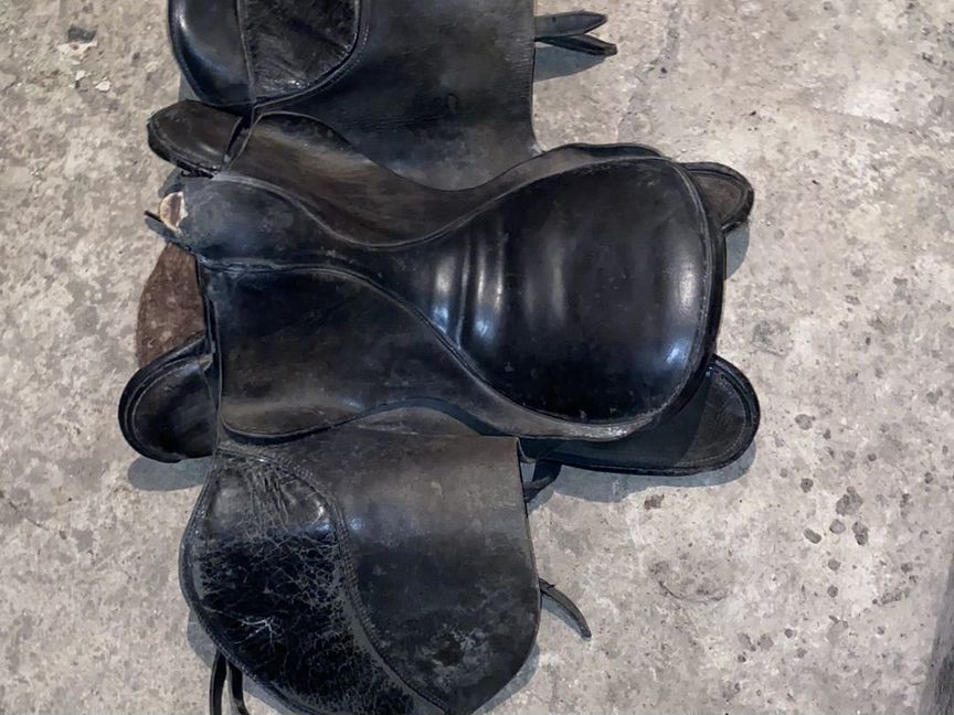 Седло для лошади