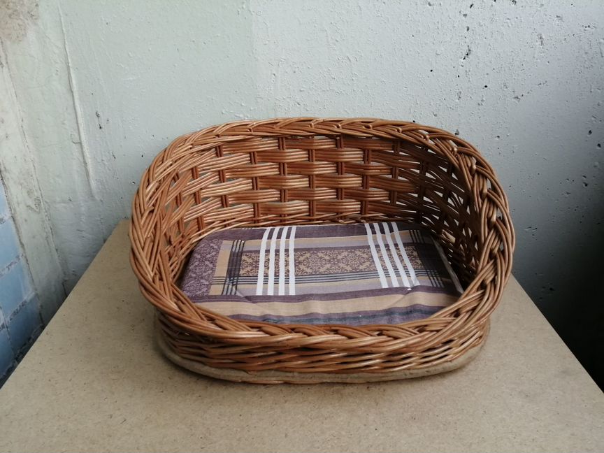 Лежанка для кошек из натуральной лозы