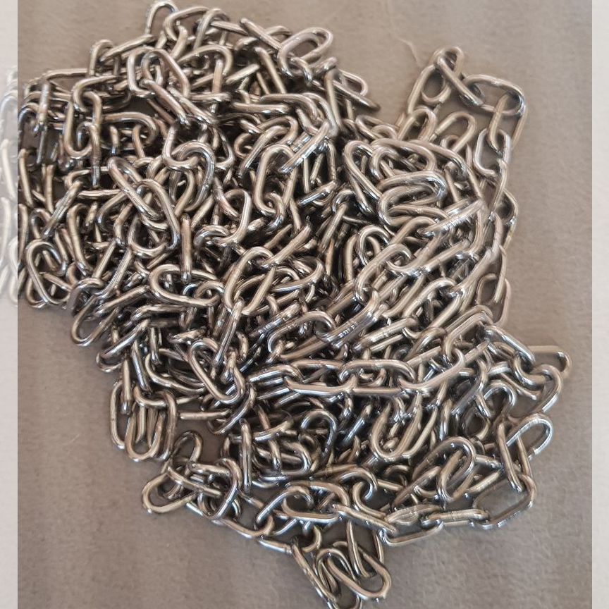 Поводок для крупных собак стал ной