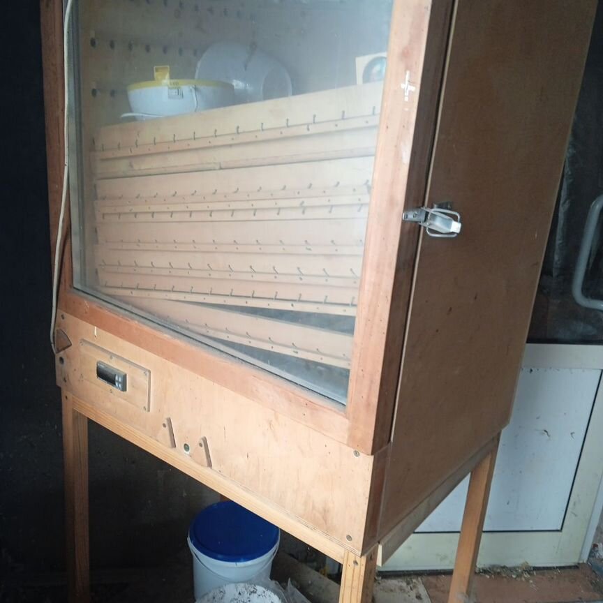 Инкубатор для яиц бу