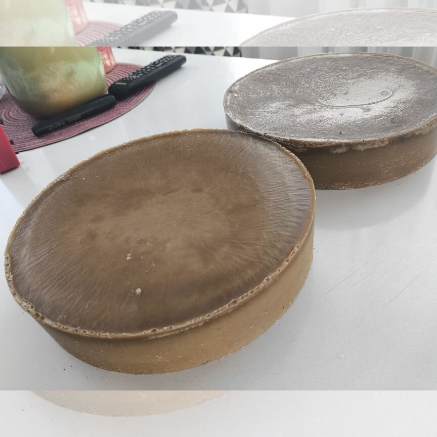 Воск пчелиный