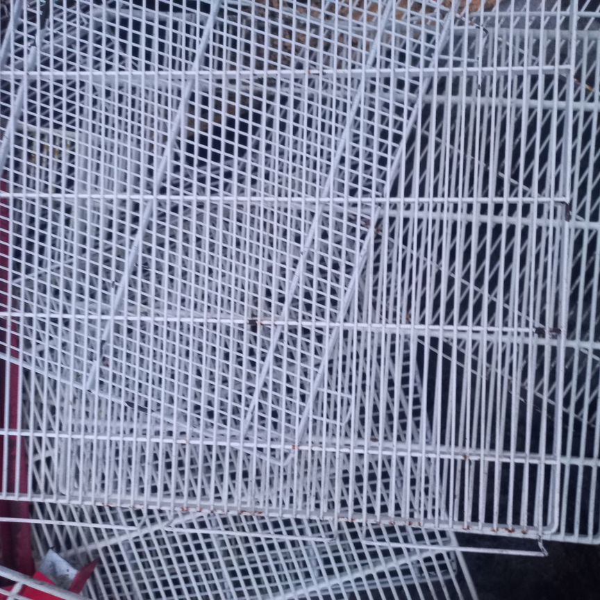 Металлические решётки клеток