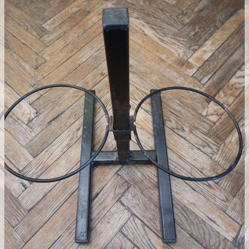 Подставка для мисок собаки