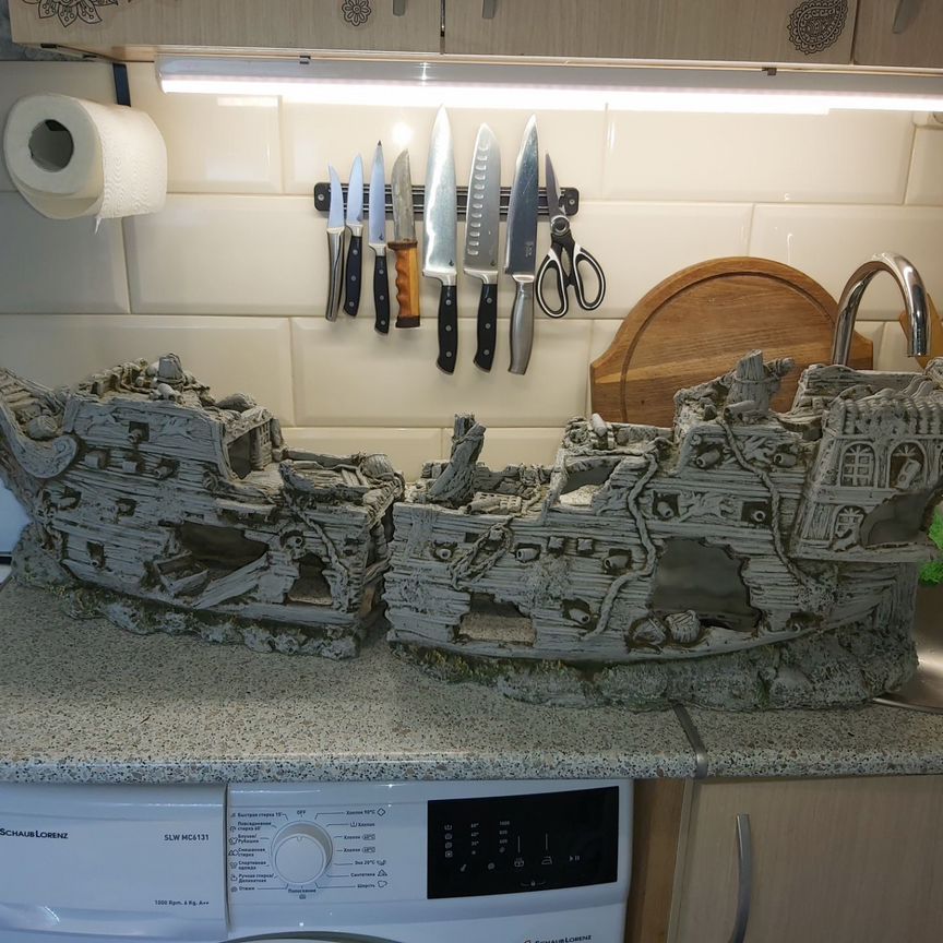 Корабль в аквариум