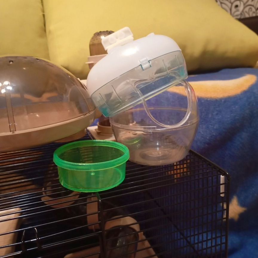 Двухэтажная клетка для хомяка