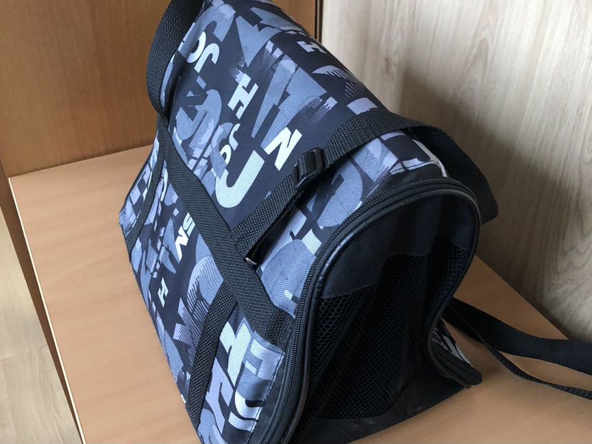 Переноска для собак мелких пород