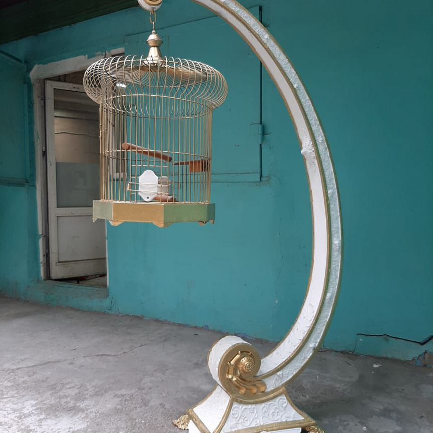 Клетка для крупного попугая