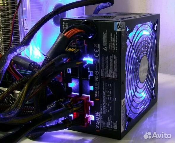 Блок питания Thermaltake EVO Blue 750W + Комплект купить в Санкт ...