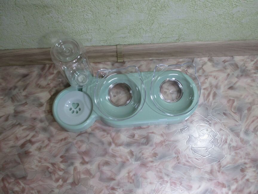 Миски для кошек с автопоилкой
