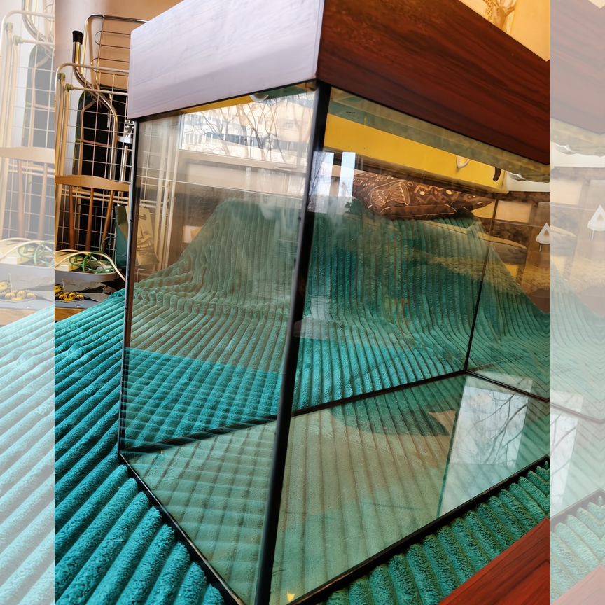 Аквариум большой бу