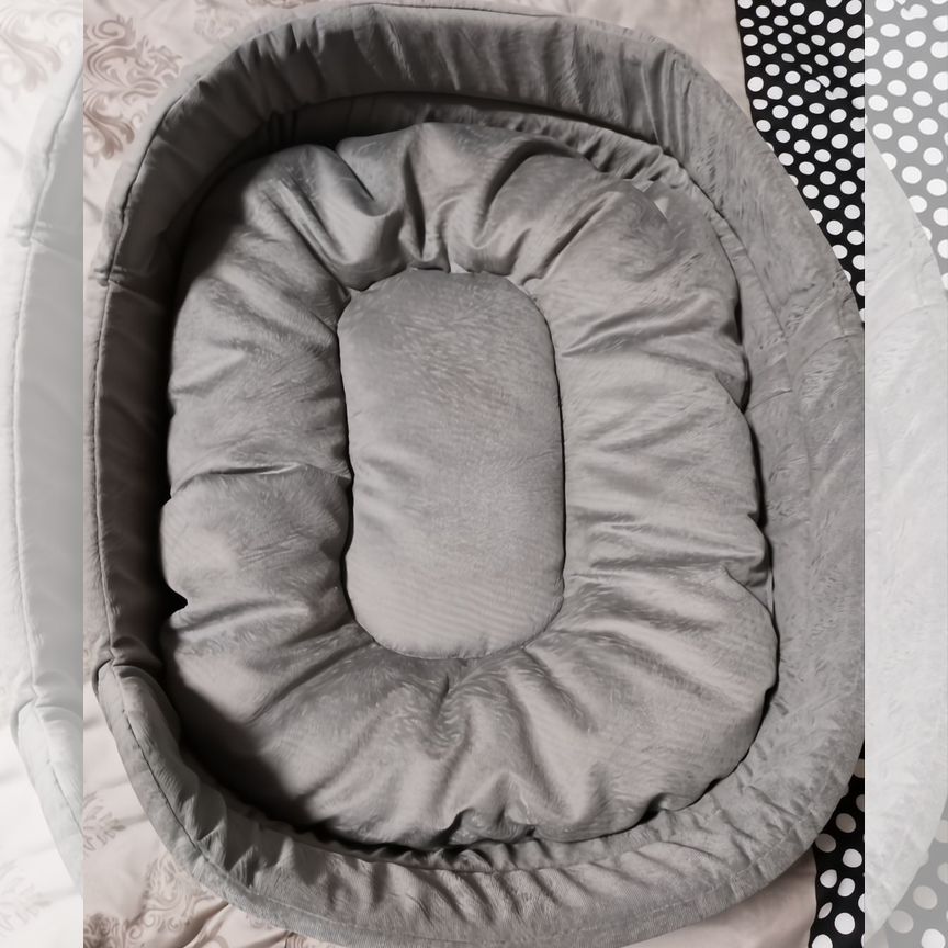 Лежанка для собак