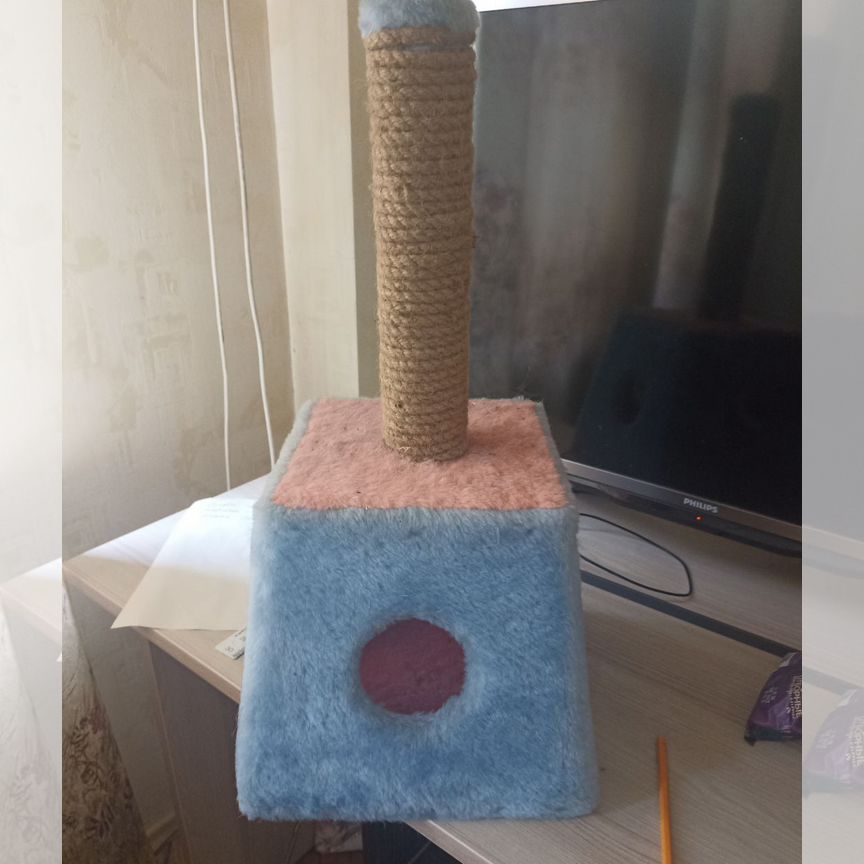 Домик для котёнка с когтеточкой