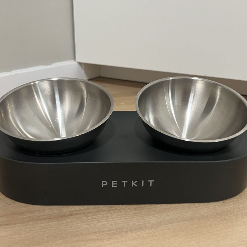 Миска и лежанка для кошек и собак Pet Kit